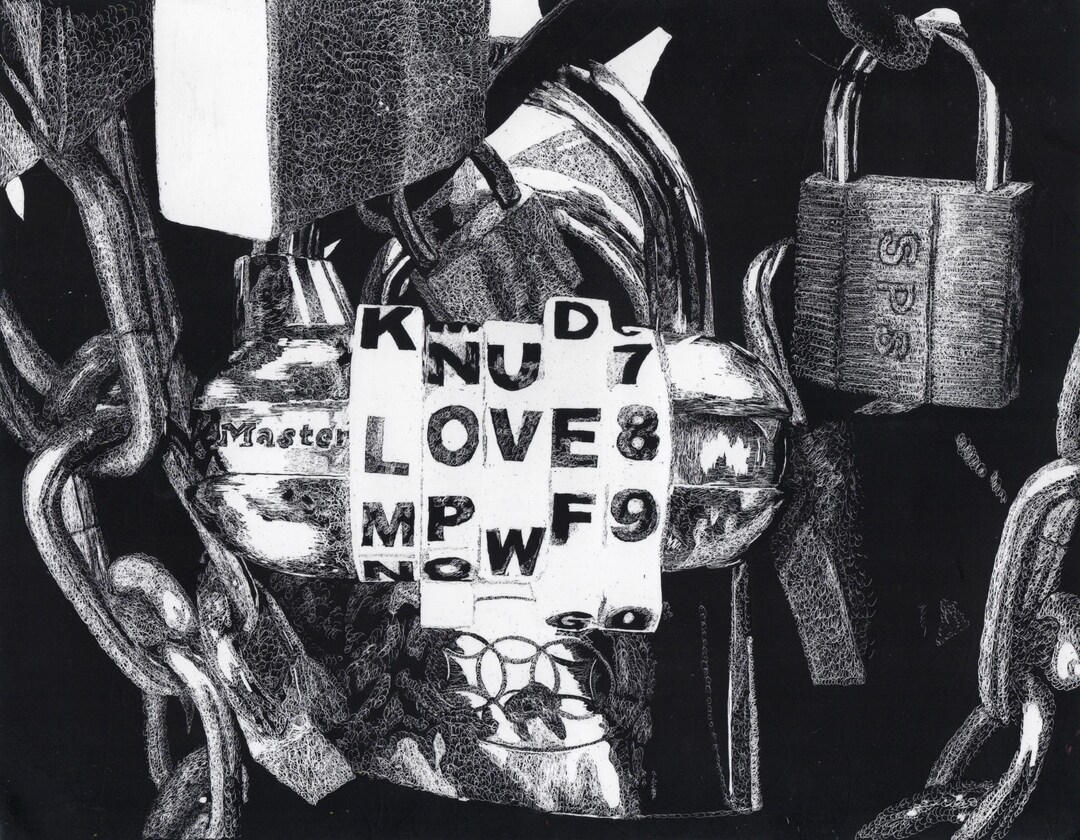 Lock Bridge Paris Art / Scratchboard Art / Love Lock Art - Etsy