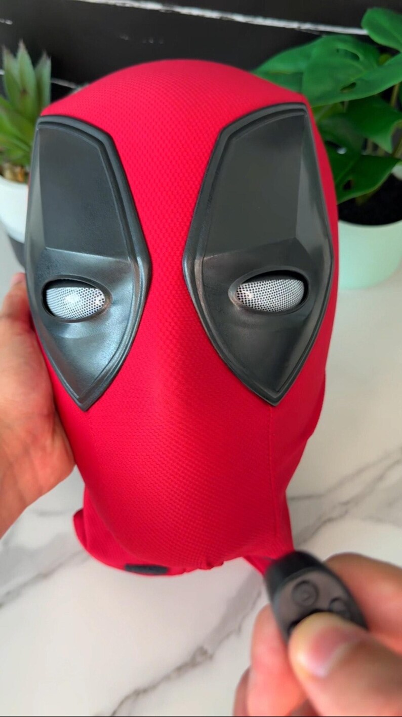 Exclusive Deadpool Mask With Remote Controlled Eyes Authentic Cosplay ...