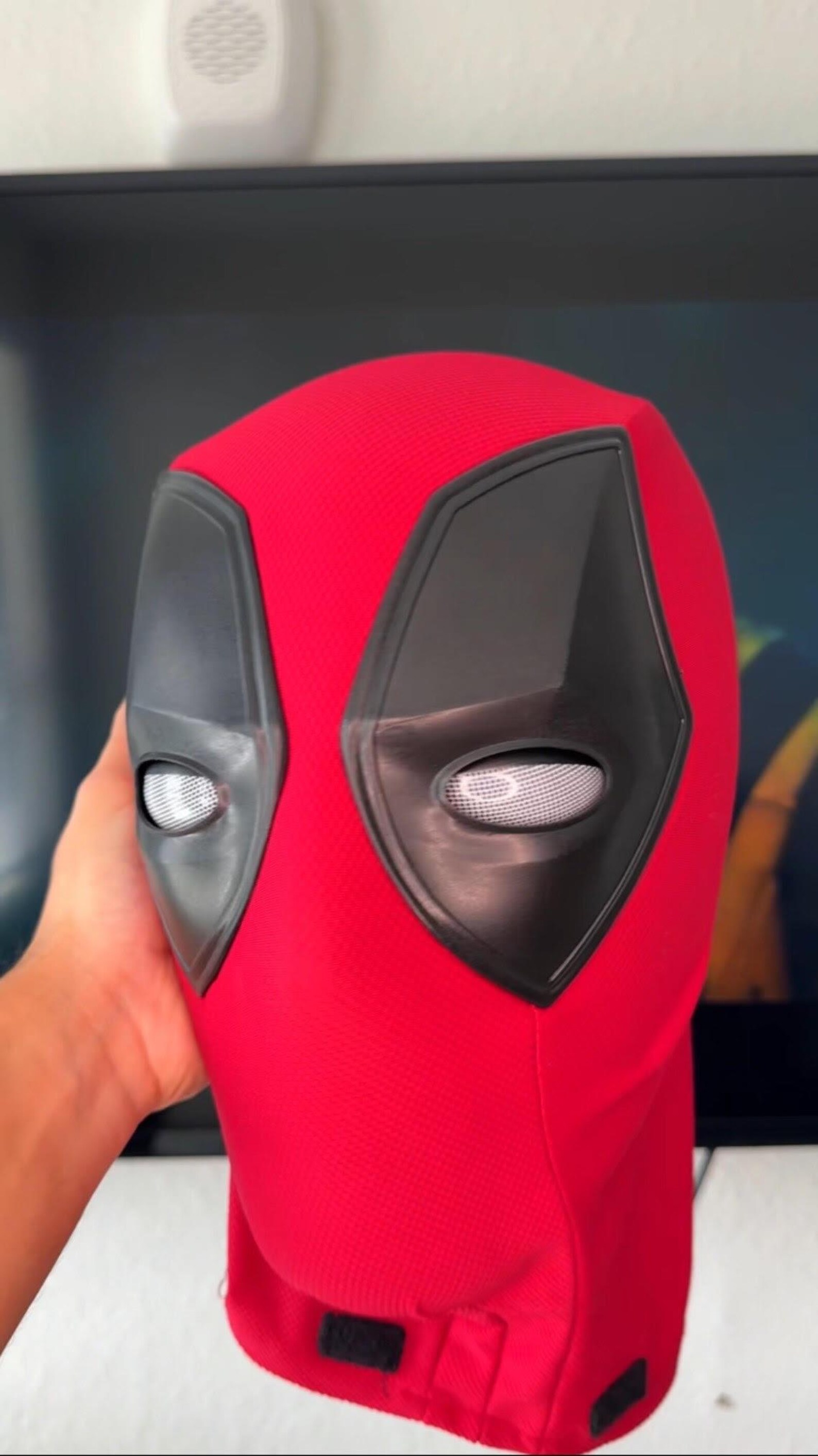 Exclusive Deadpool Mask With Remote Controlled Eyes Authentic Cosplay ...