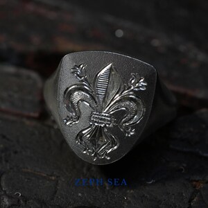 Gold Engraved Signet Ring, Handmade Signet Ring. Hand Engraved ...