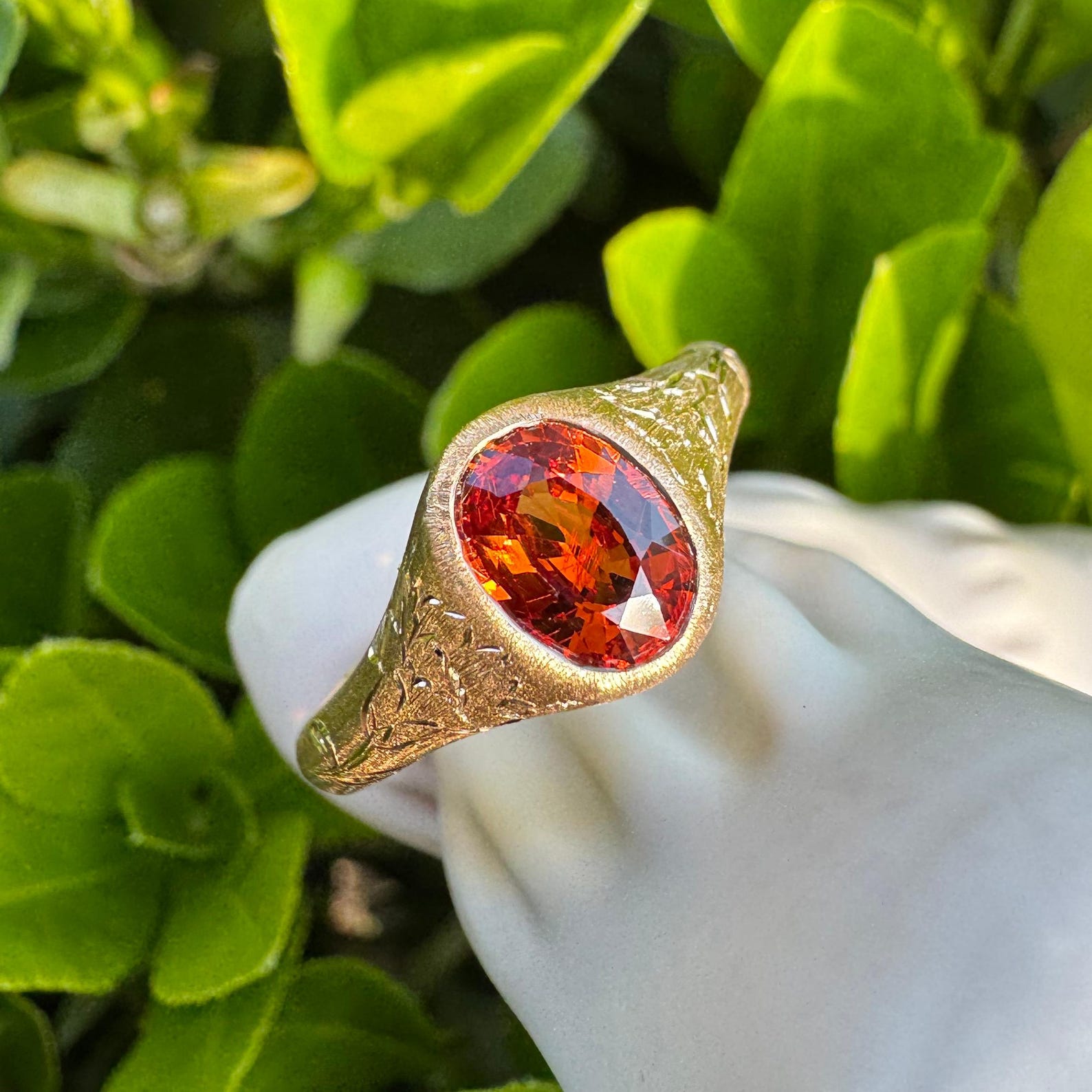 Handmade 18K Gold Spessartine Garnet Ring: Carved Carnation Band - Etsy