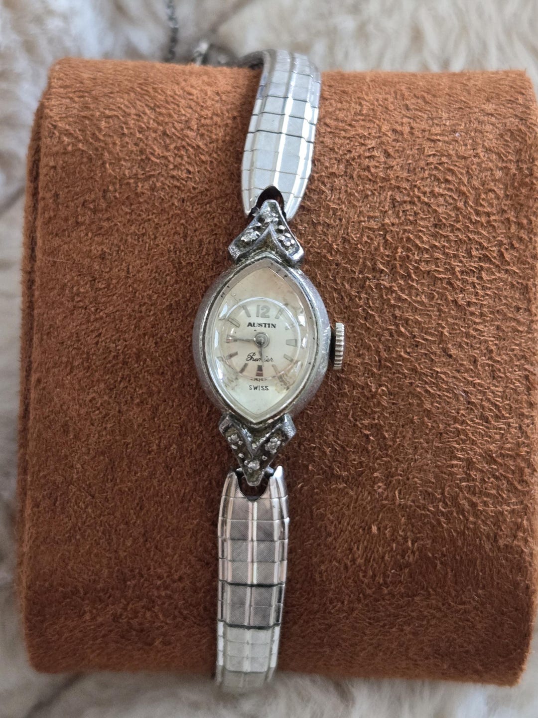 Vintage Austin Barrier Swiss Watch 10k Bezel - Etsy