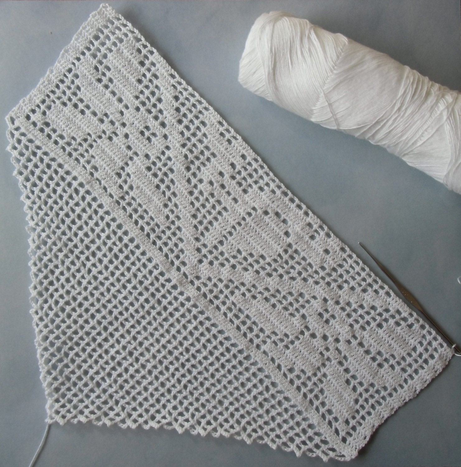 Little Bird Runner. Filet Crochet Pattern - Instant Download PDF. - Etsy