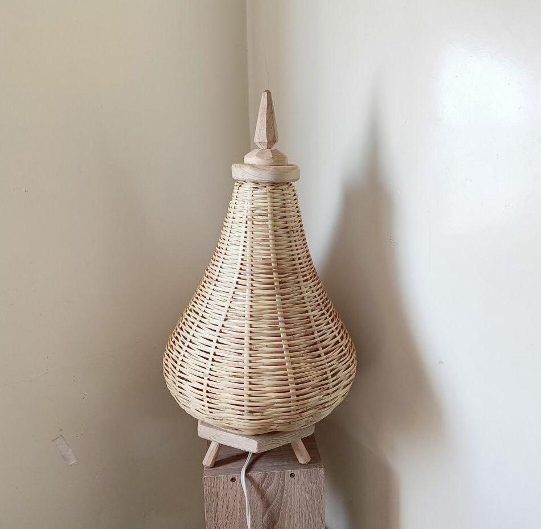 Boho Wicker Table Lamp, Handmade Rattan Nightstand Lamp, Wicker Bedside ...