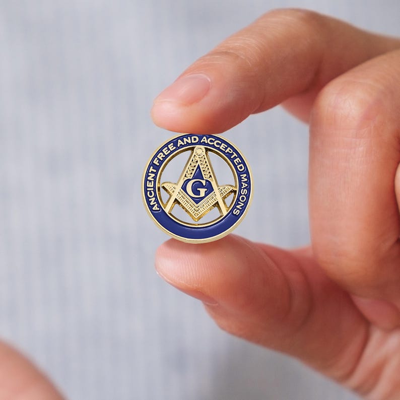 Ancient Free and Accepted Masons Round Masonic Lapel Pin - Blue and ...