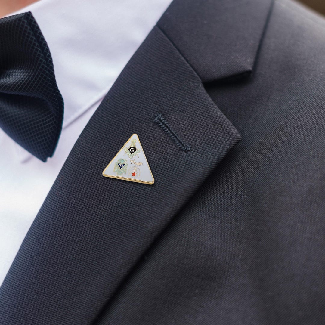 Square & Compass 32nd Degree Shriner Triangle Masonic Lapel Pin – White ...