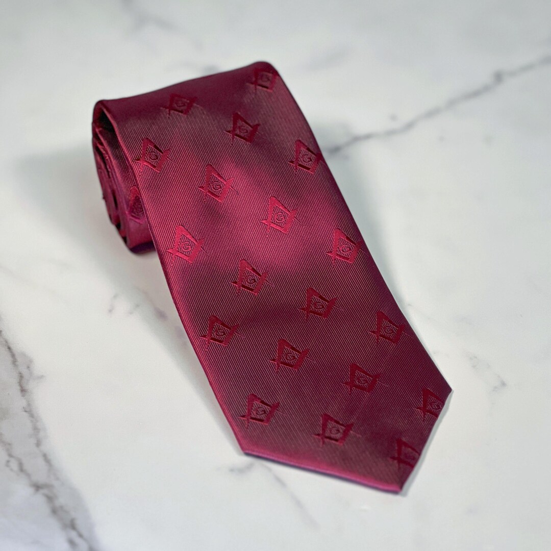 Maroon Colored Square and Compass Design Masonic Tie & Lapel Pin Gift ...