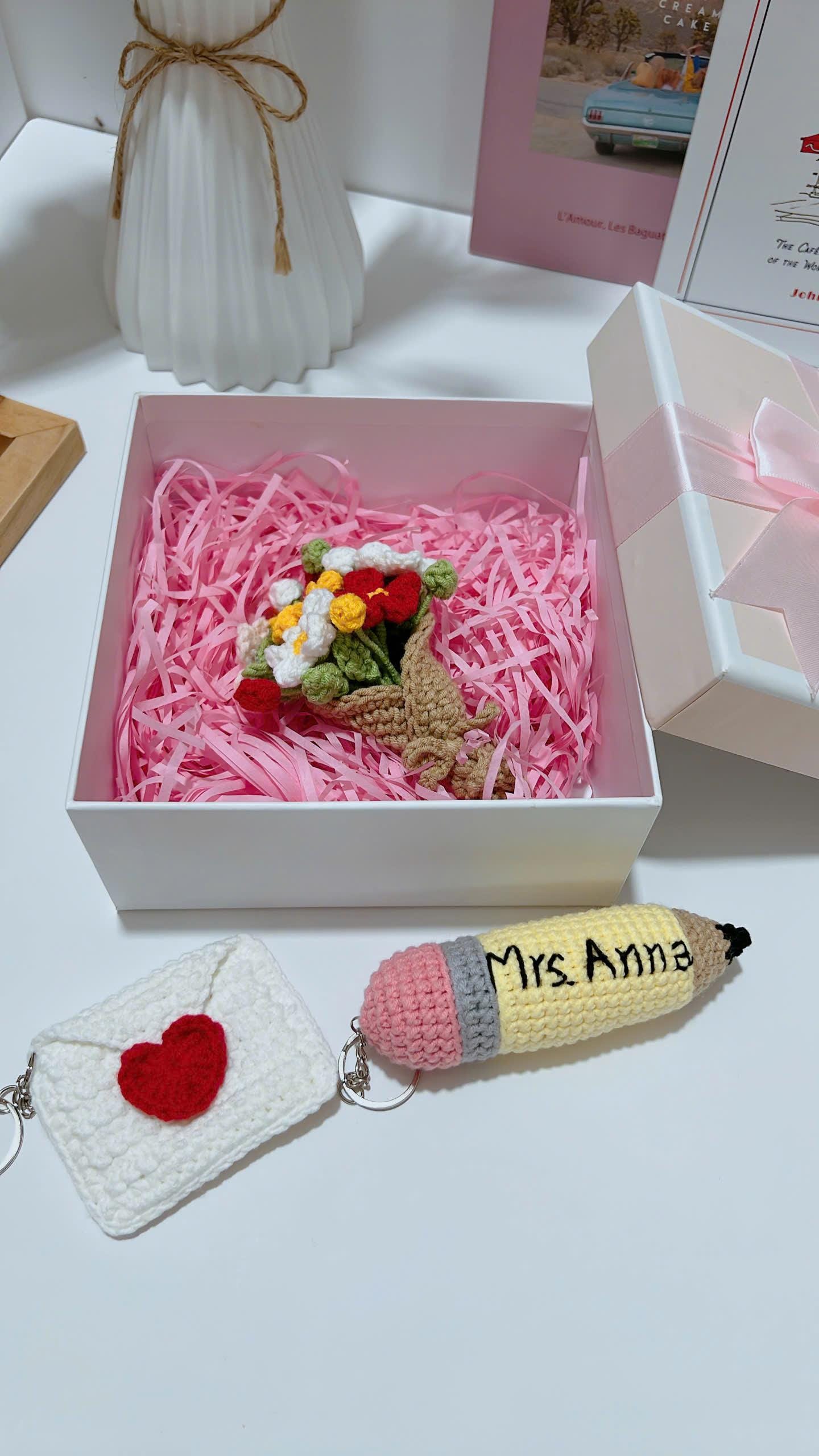 Personalized Crochet Envelop, Pencil, Flowers and Bouquets, Handcrafted ...