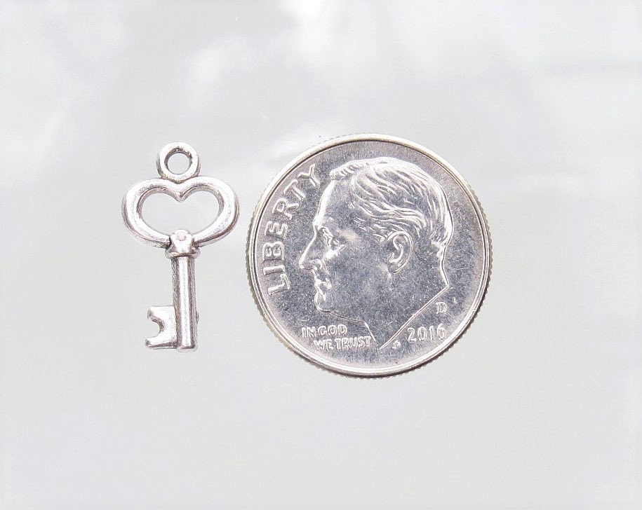 Tiny Skeleton Key 15x9x2mm Antique Silver Alloy Metal Charm/small ...