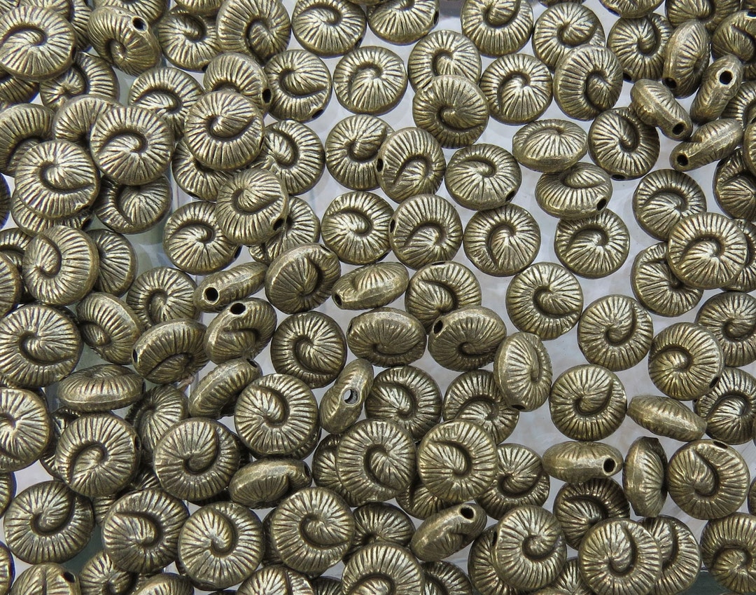 10mm (1mm Hole) Antique Brass Alloy Metal Shell Beads - Qty 10 (MB164 ...