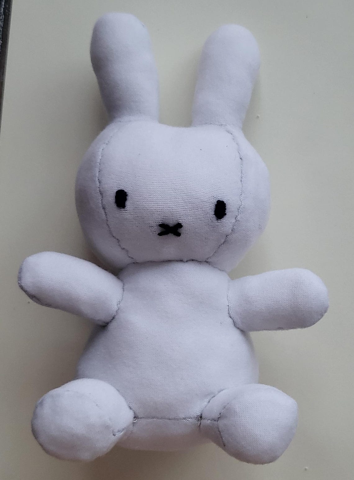 DIY Miffy Plush Pattern - Easy Sewing Template for Beginners / Patrón ...