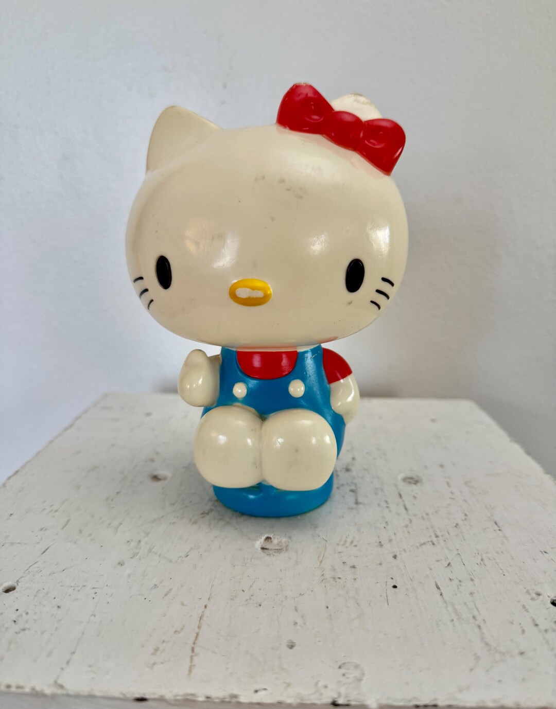 Vintage HELLO KITTY Light Cover or Shade - Etsy