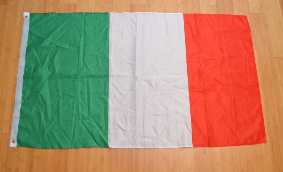 On Sale Vintage Italian Flag Decorative Flag for Your Flagpole - Etsy