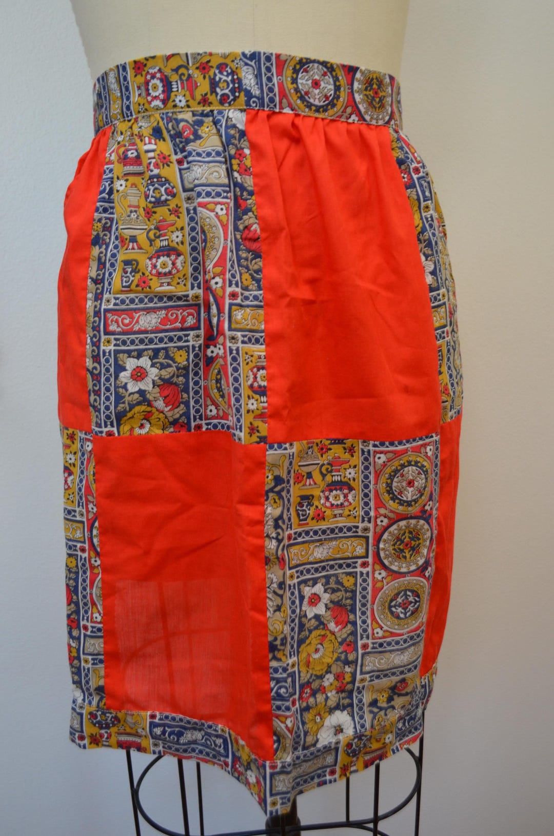 Patchwork Cotton Half Apron With 70s Floral Design and One Pocket ...