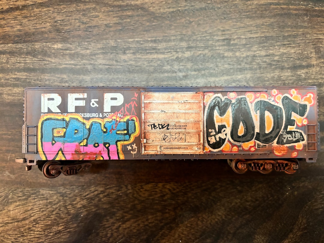 Graffiti Railcar HO - Etsy