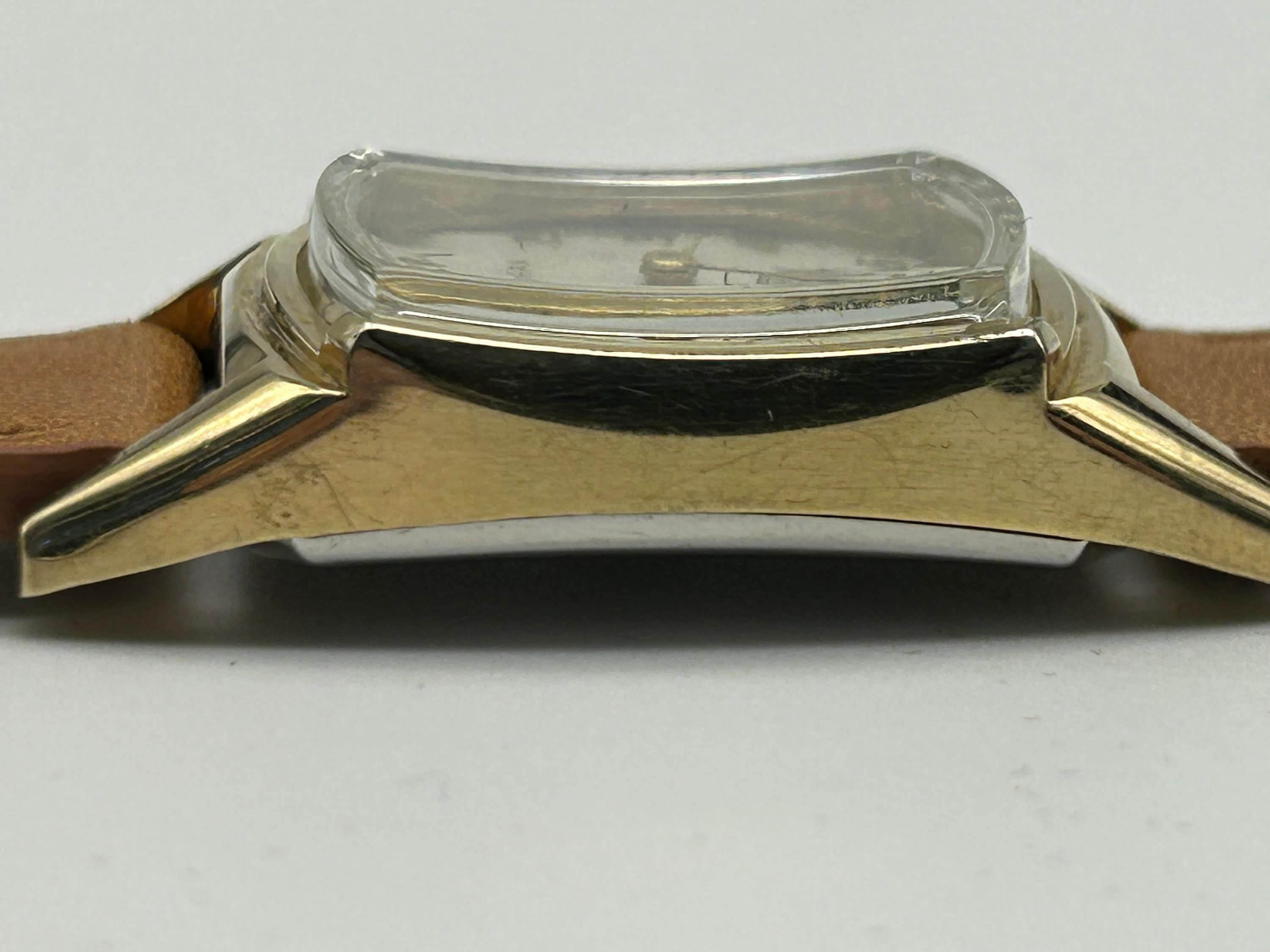 Vintage HARMAN MEN'S 14K Yellow Gold Wristwatch - Etsy