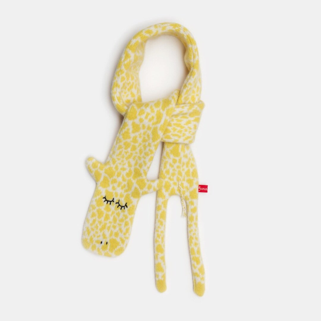 Gerald Giraffe Knitted Lambswool Scarf - in Stock - Etsy