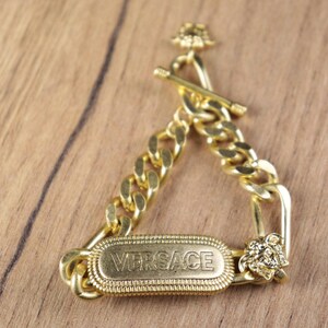 Versace Gold Rope Chain Classic Style Womens Bracelet Womens Fashion ...