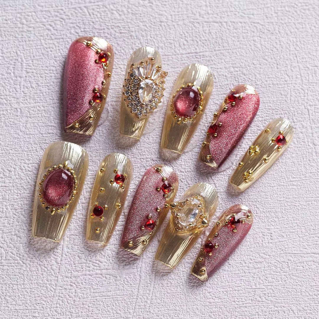 Elegant Blush and Gold Press-on Nail Set With Rhinestones for Women ...