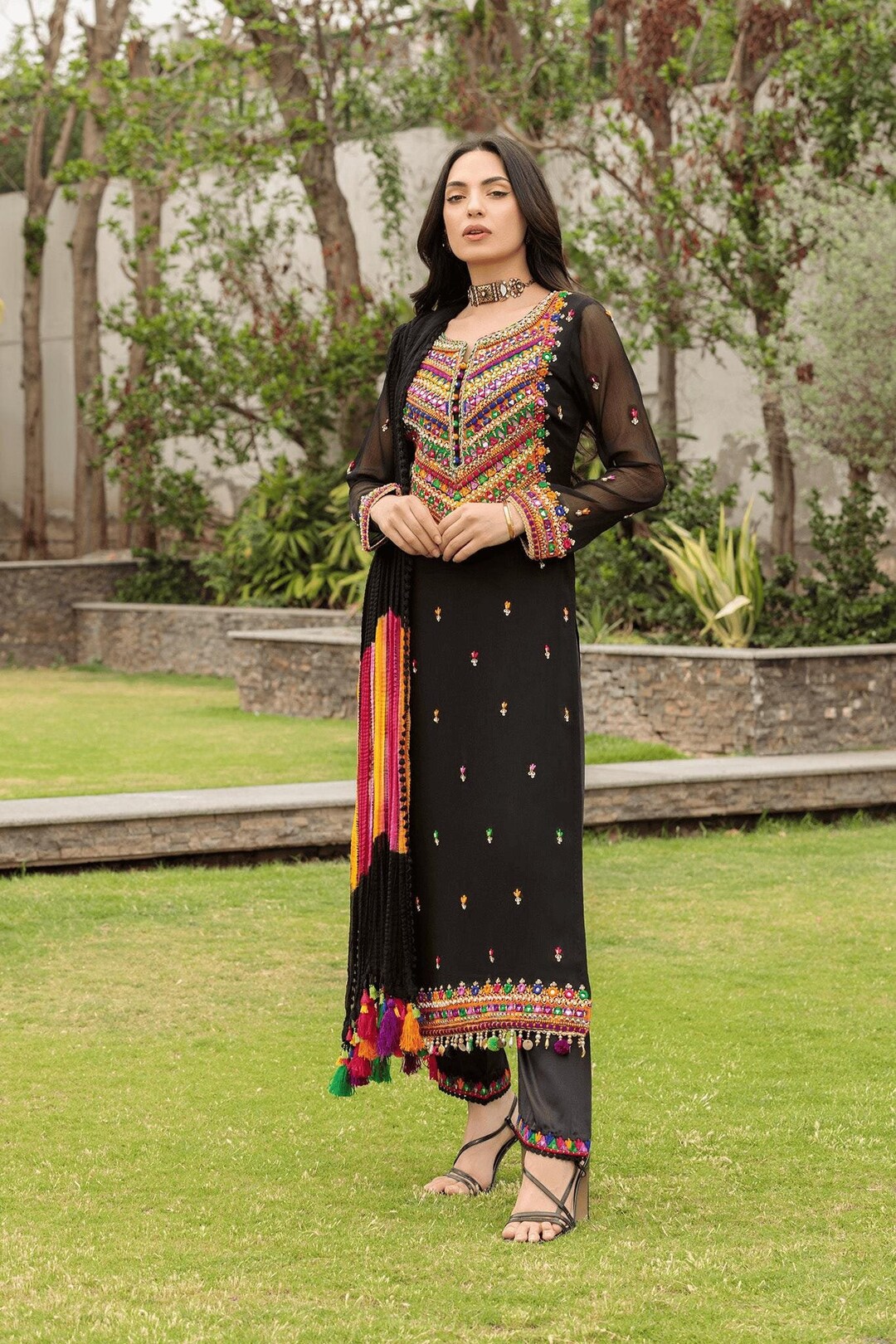Hand Embroidered Pakistani Salwar Kameez: Crinkle Chiffon Party Wear - Etsy