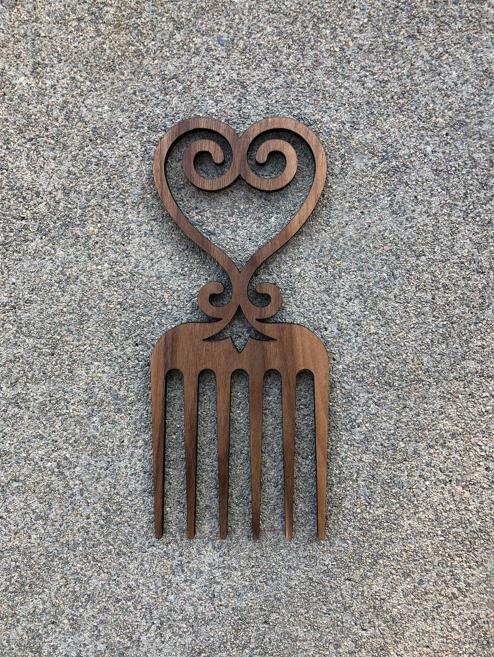 Afro Picks Adinkra Dwennimmen, Duafe, Fawohodie, Nkyinkym & Sankofa ...