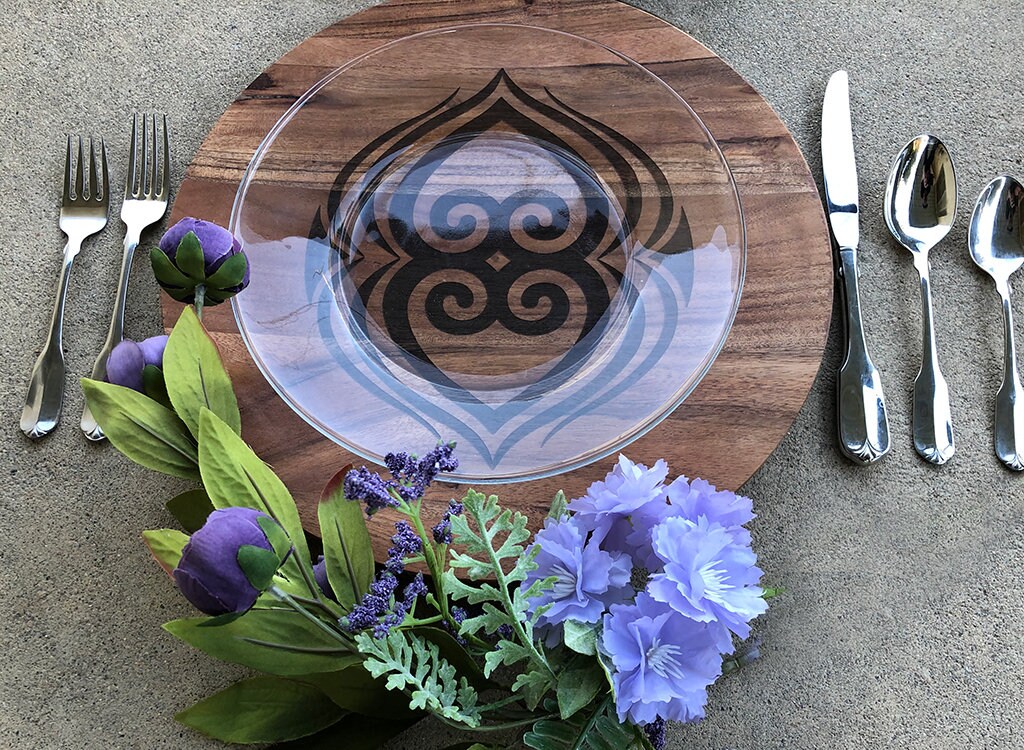 Plater/server/tray - Acadia Wood - African Adinkra Symbols: Asase Ye ...
