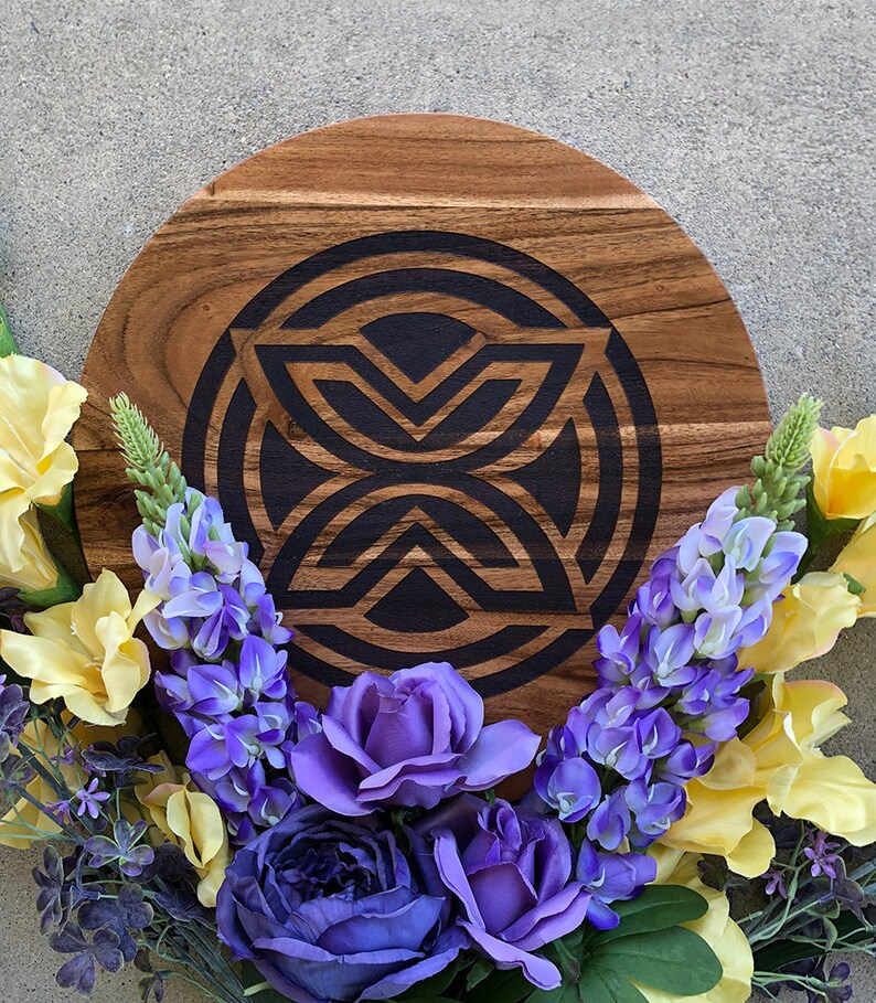 Plater/server/tray - Acadia Wood - African Adinkra Symbols: Asase Ye ...