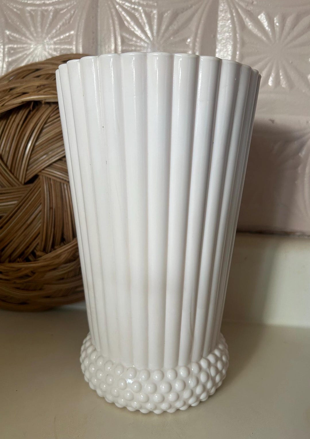 1- Vintage Jeanette Pink Shell Vase - Etsy