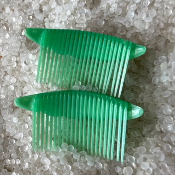 Vintage combs , rare pair, green combs , kelly green… - Gem