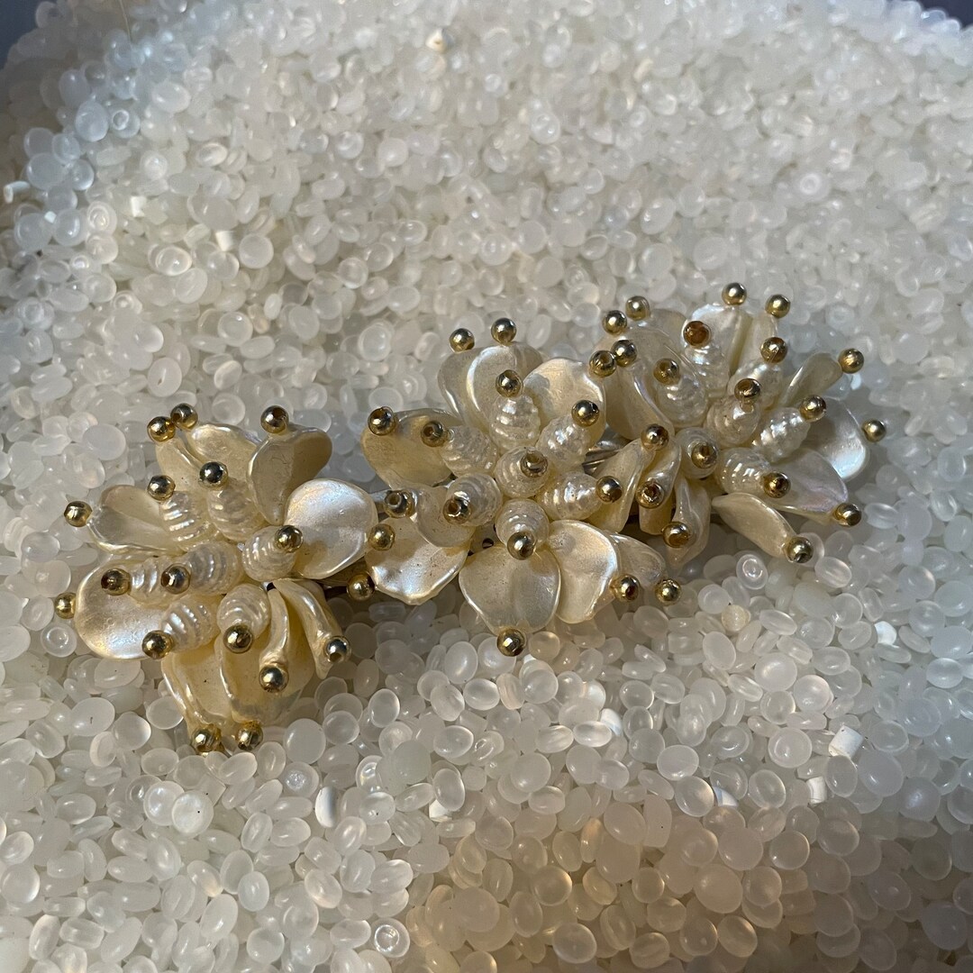Vintage 1980 Barrette, Ivory Beads, , Gold Beads, , Bridal Updo, Low ...