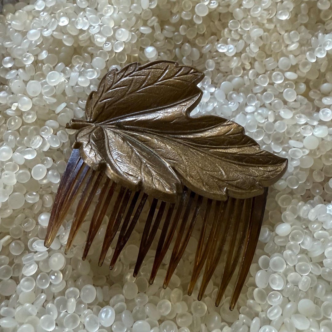 Vintage Hair Comb , Old Gold Color , Rare Pair, Gold Leaf Comb,pressed ...