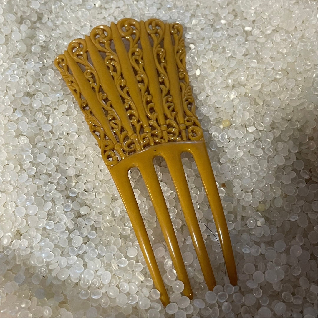 Antique Mantilla Comb , Pale Yellow Color Celluloid , Fan Shape Hair ...