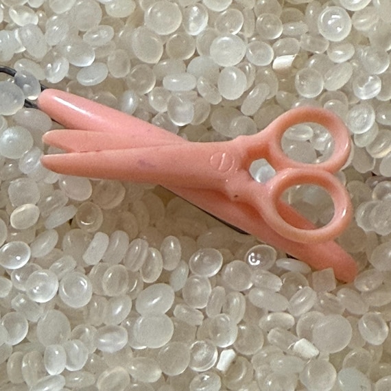 vintage barrette mini scissors - Gem