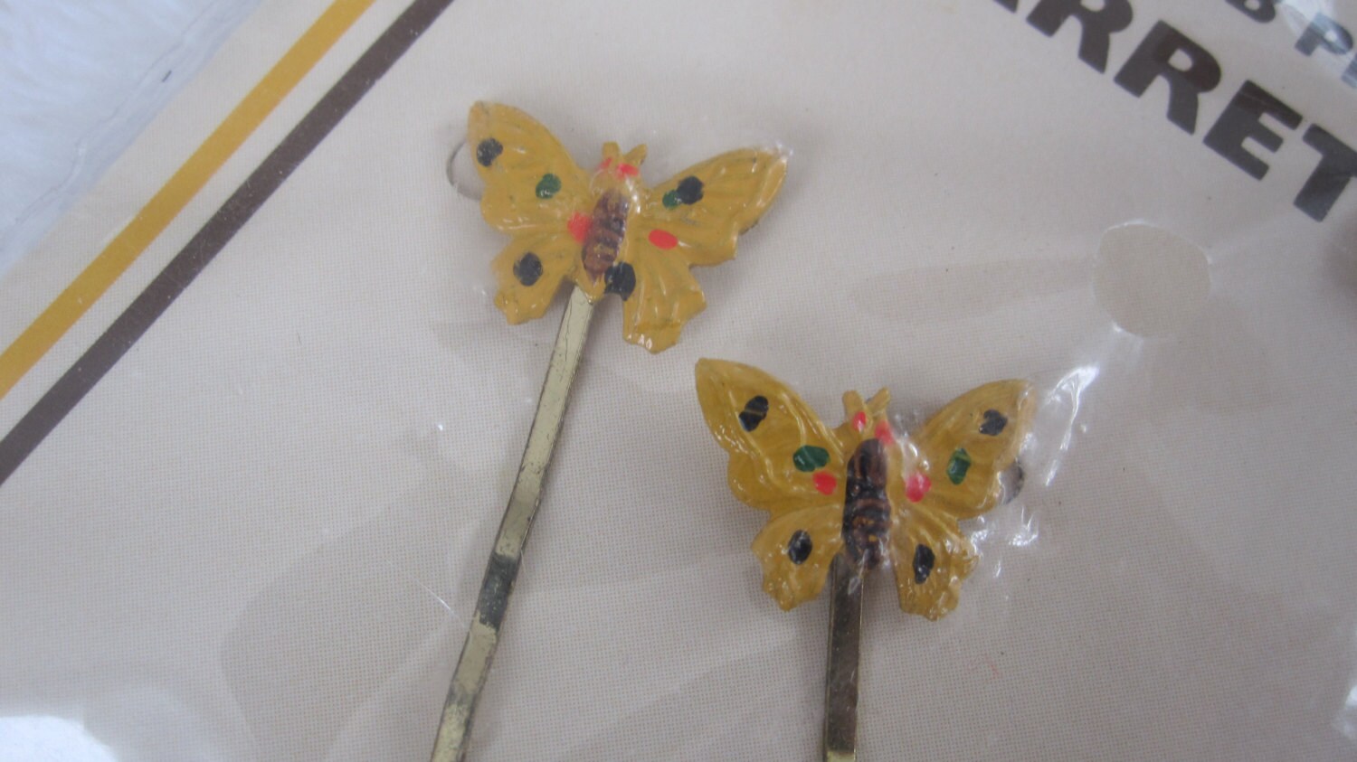 Vintage Bobby Pins on Original Card NOS .vintage 1970s | Etsy