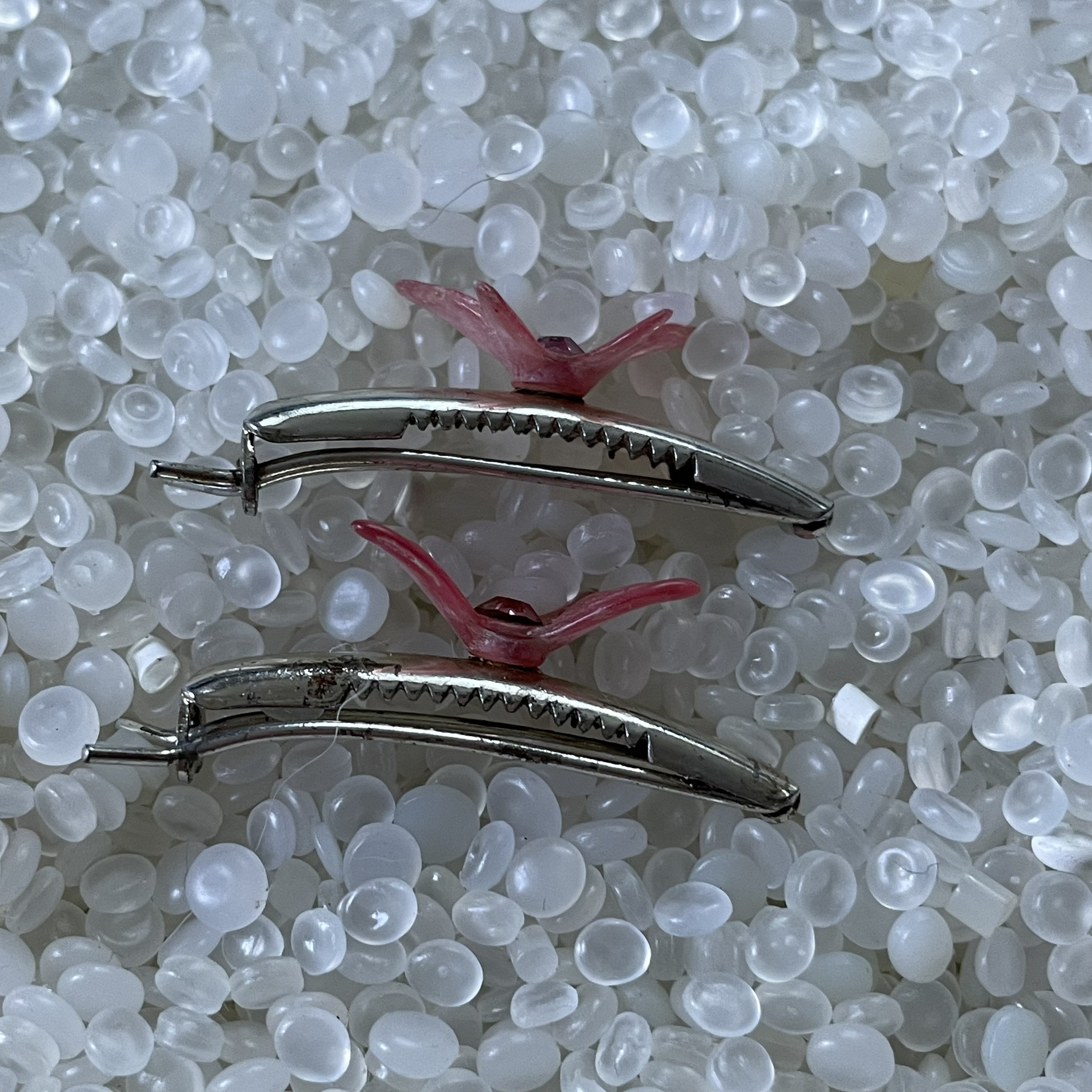 Accessories vintage barrette strawberry pink raare pair, butterfly ...