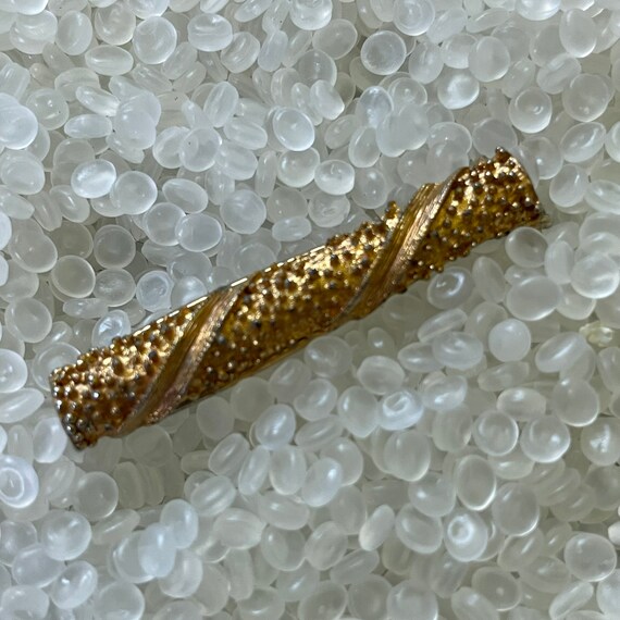 vintage barrette, gold tone, wonderful 1960s barrett… - Gem