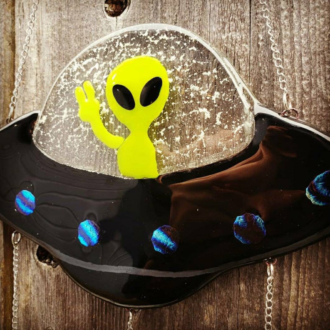 Alien Spaceship Sun Catchers Handmade Stars Cremation Ashes in Glass ...