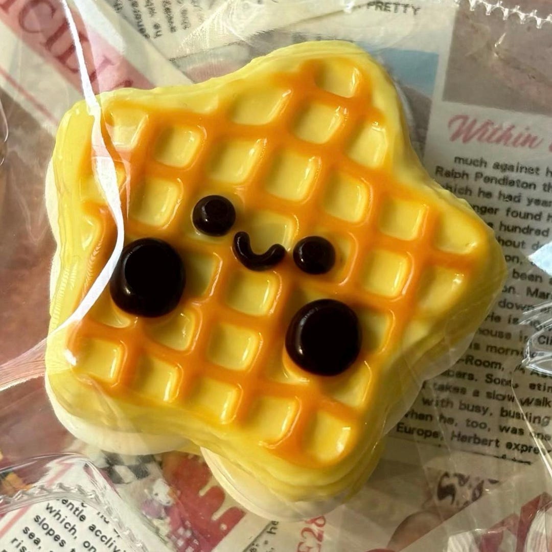 Squishy Toy Waffle Doll – Cute Kawaii Stress Relief, Slow Rising ...