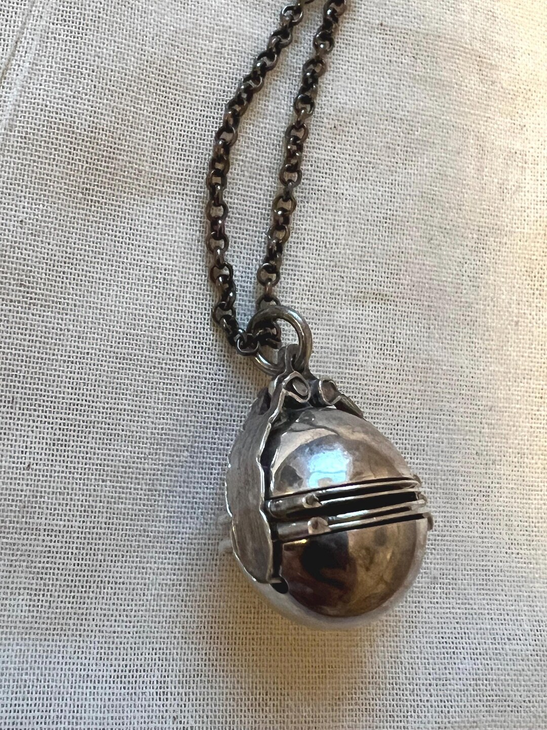 Rare Vintage Sterling Silver Folding 6-photo Orb Locket Keepsake ...