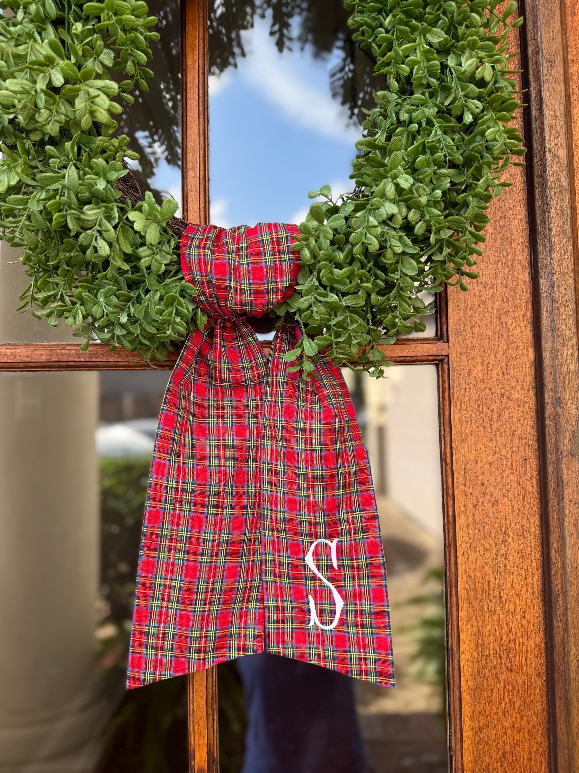 Christmas Wreath Sash With Optional Embroidered Initial - Etsy