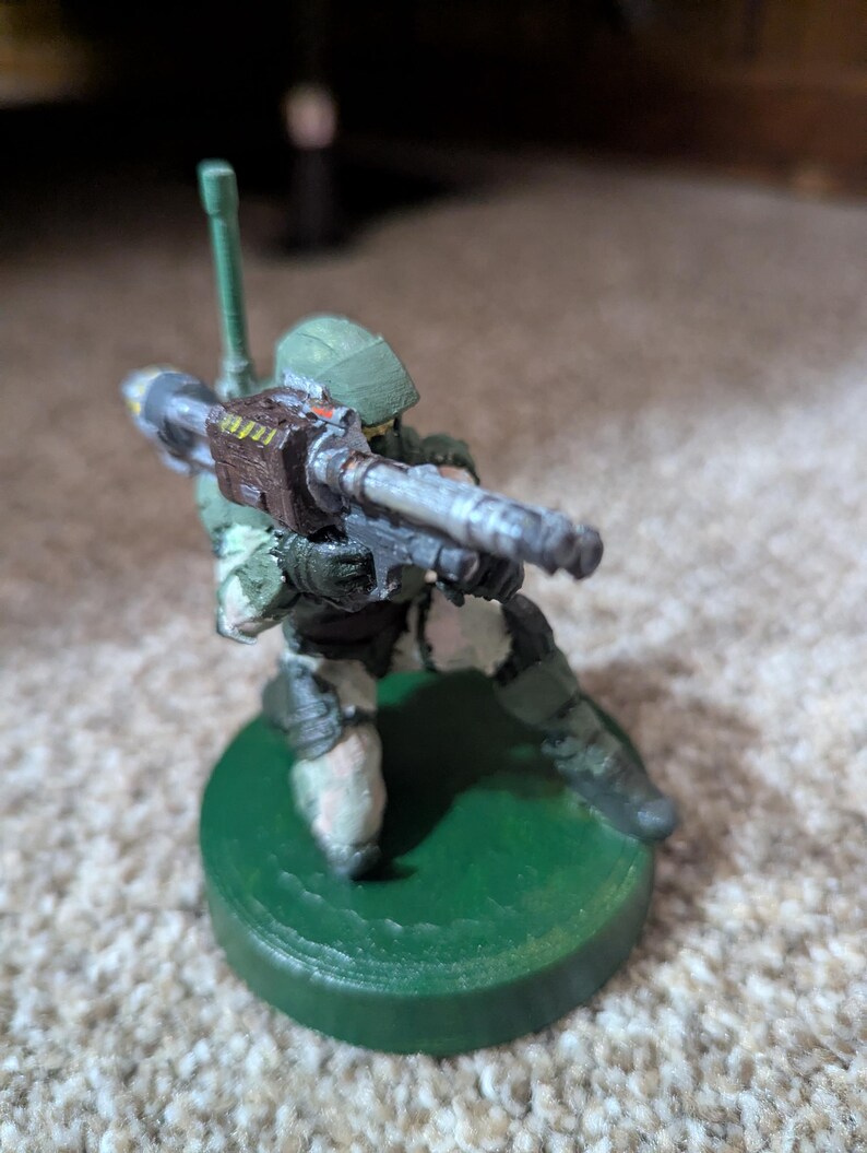 Masked Halo UNSC Marine Figurine Custom Hand Painted - Kneeling Pose ...