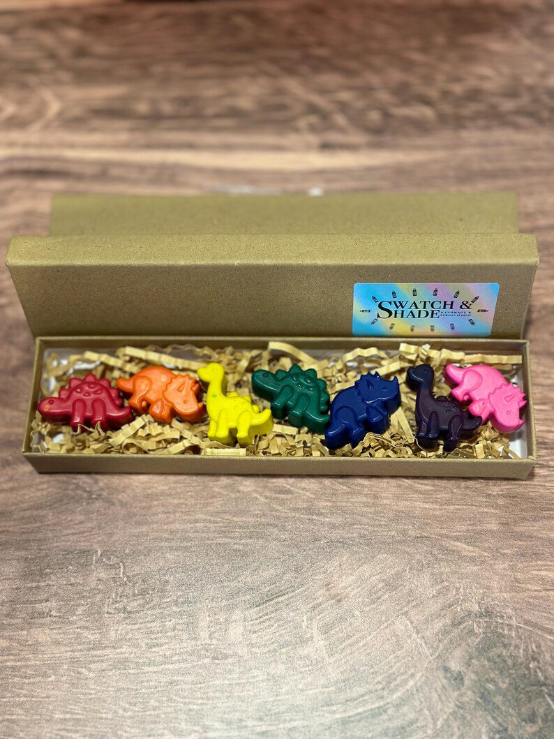 Dinosaur Crayons Gift Set - Custom Made Rainbow Present for Kids - Etsy