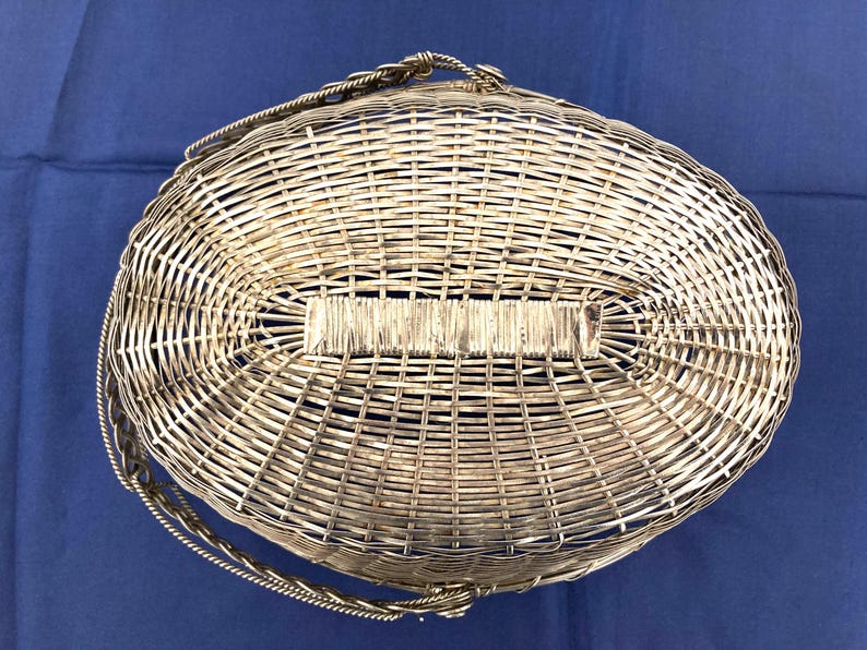 Vintage Woven Wire Silver Plated Basket With a Movable Handle - Etsy