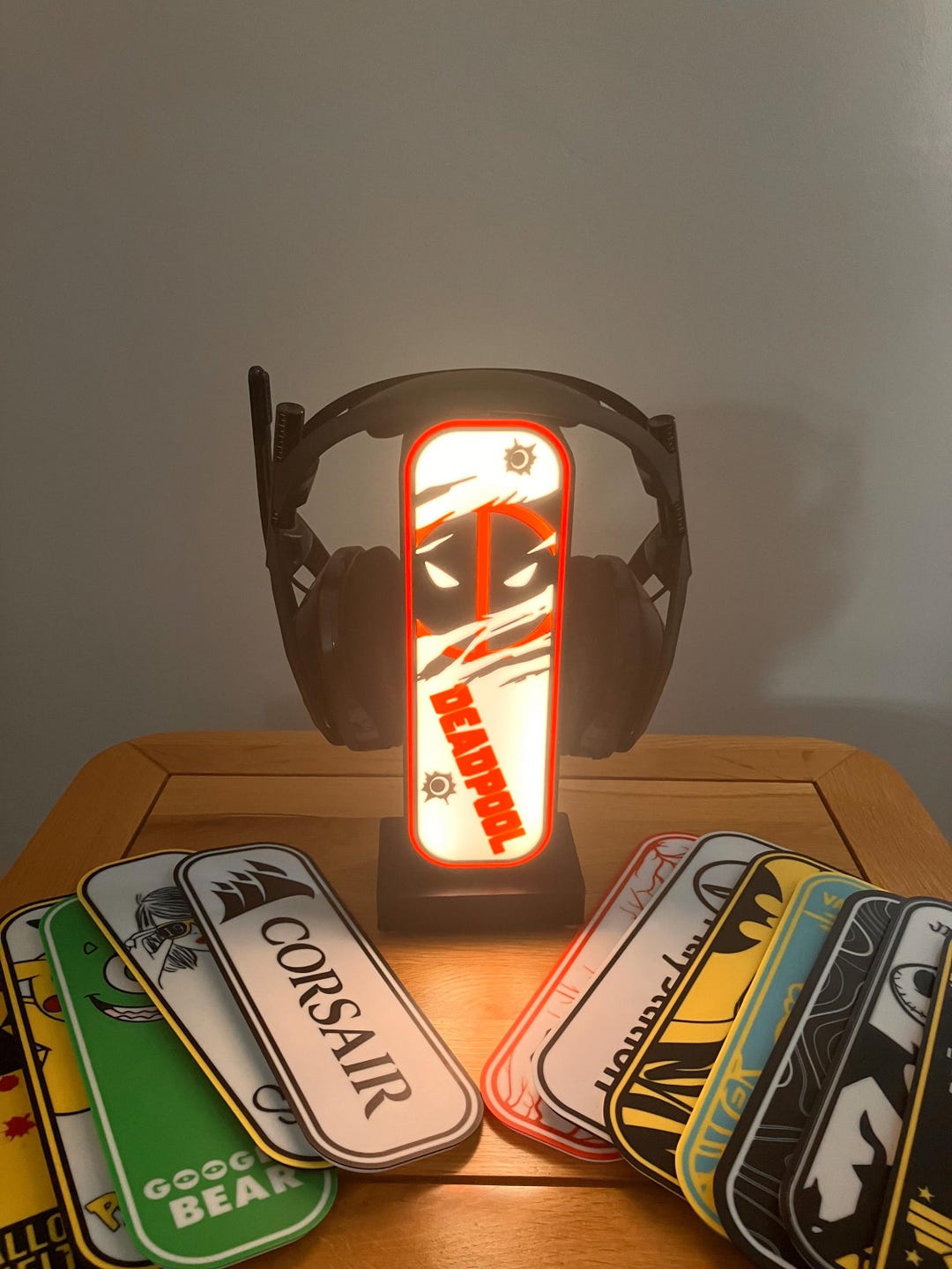 Headset Lightbox - 3D Printed With USB and Interchangeable Face Plates ...