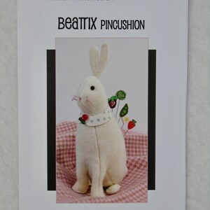 Rabbit Pincushion Pattern / Bunny Pin Cushion Pattern / Rabbit Pin ...