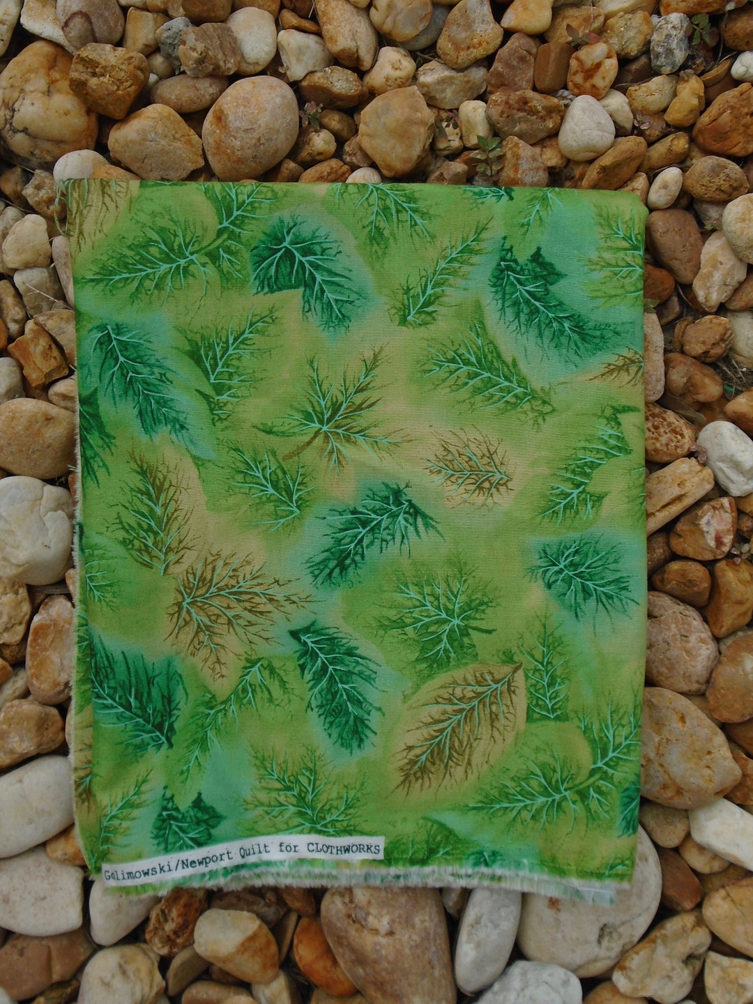 Green Leaf Fabric / Cotton Leaf Fabric / Clothworks Fabric /quilters ...