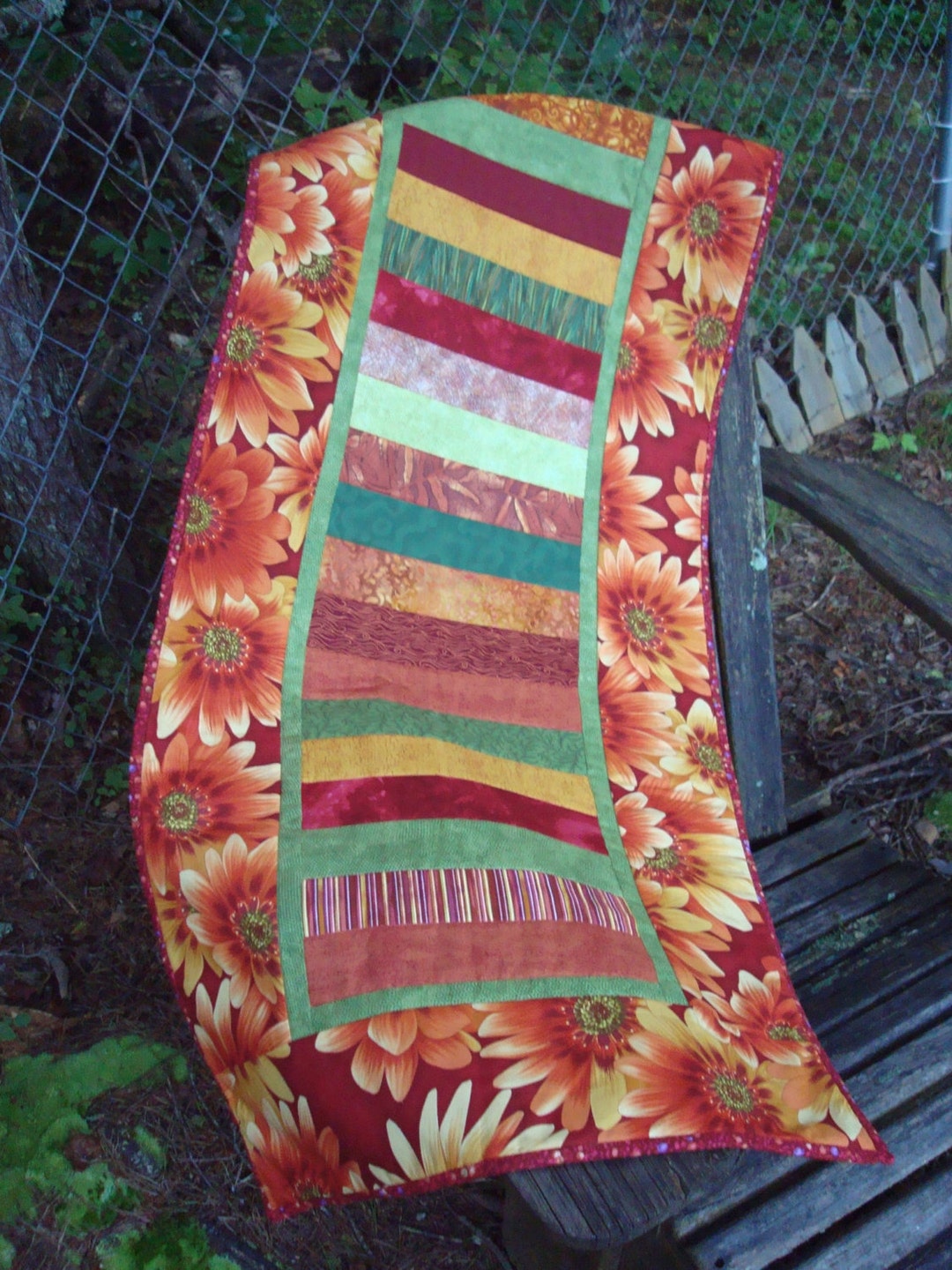 Fall Table Runner / Floral Table Runner / Quilted Table Runner / Daisy ...
