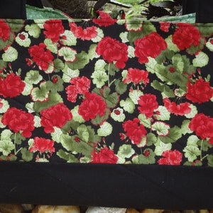 Red Geranium Tote Bag / Floral Quilted Bag / Geraniums and - Etsy