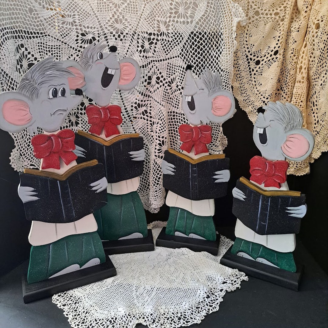Christmas Mice Carolers Hand Painted Farmhouse Decor Family Gift Wood ...