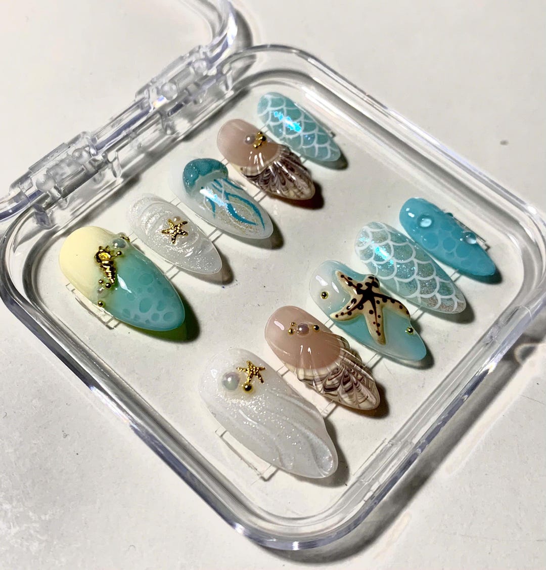 V74 - Blue Sea With Starfish Almond Shape Press on Nail, Seashell ...